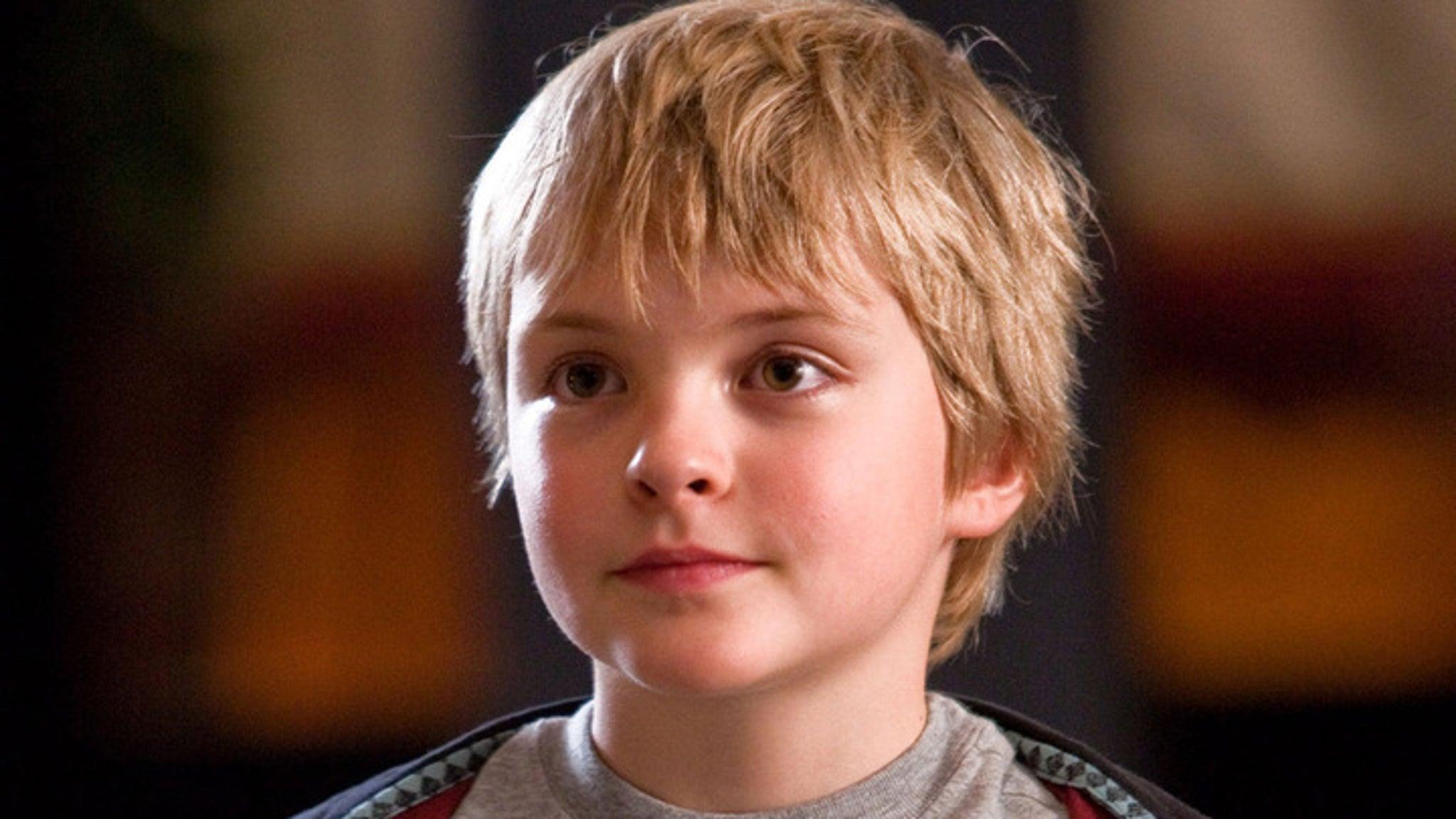 Edison in ‘Valentine’s Day’ ‘Memba Him?! - S.L.A.T.E.